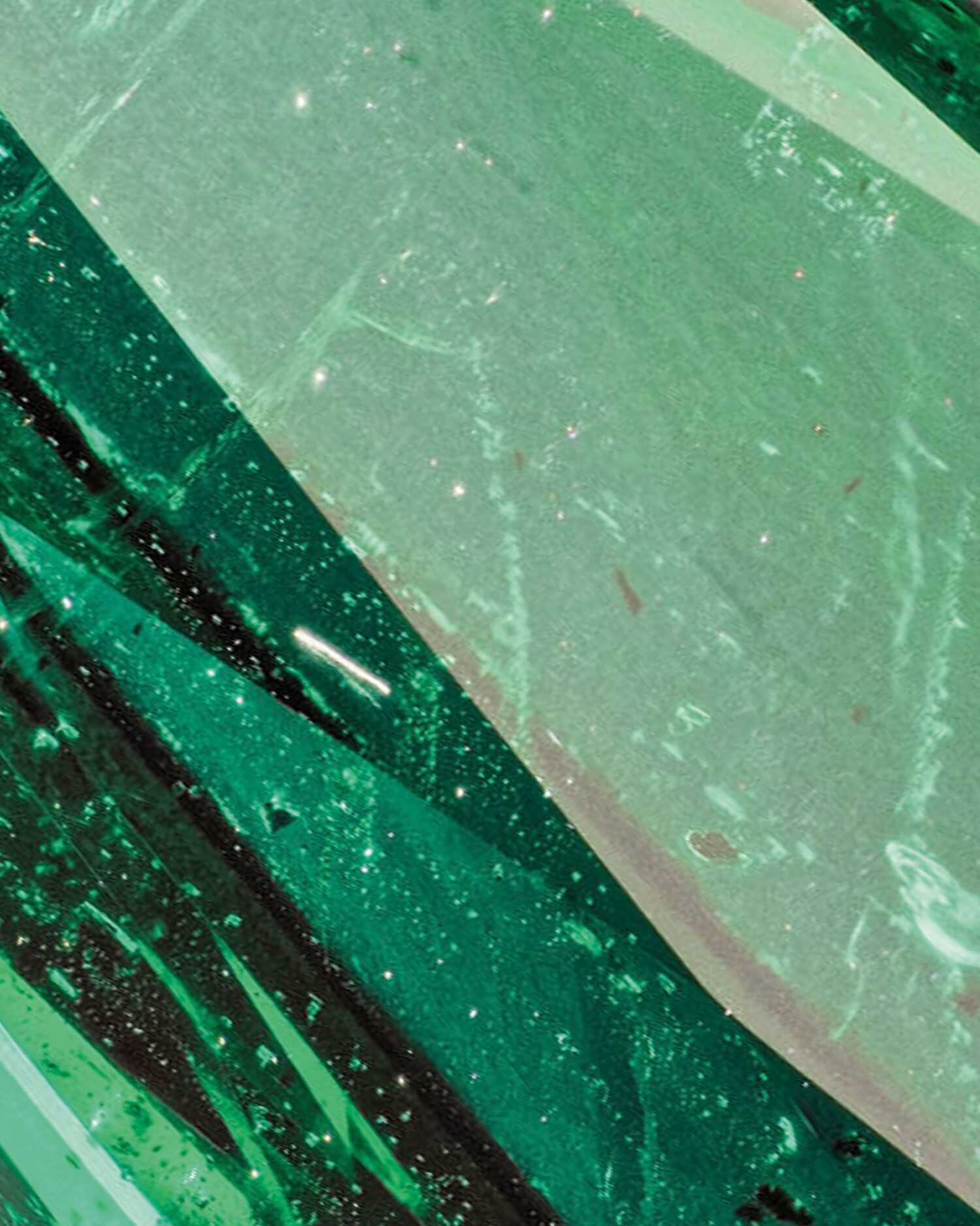 Gemstone Buyer's Guide | Buying Gemstones | Gemfields